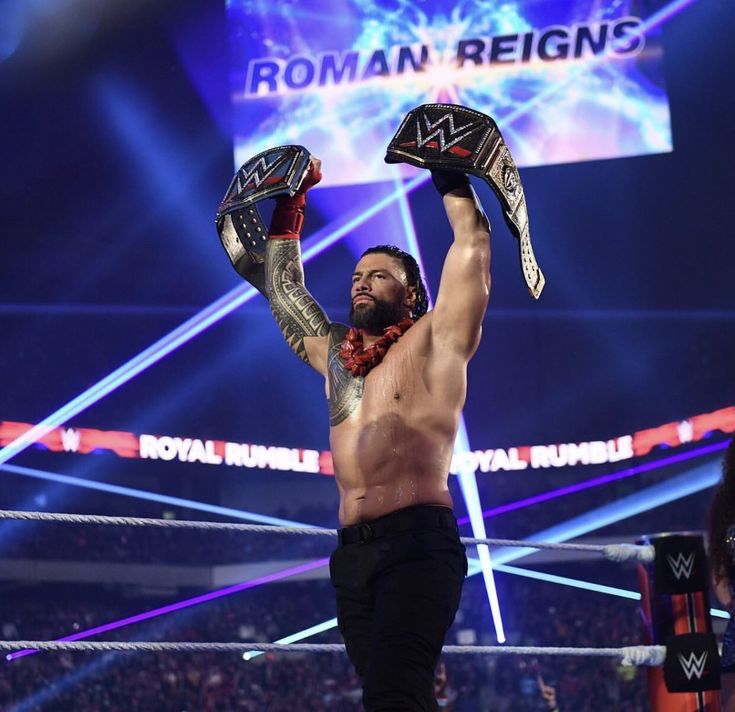 Roman Reigns: El Ascenso del Jefe Tribal que Redefinió la WWE – Diseño de Productos Digitales